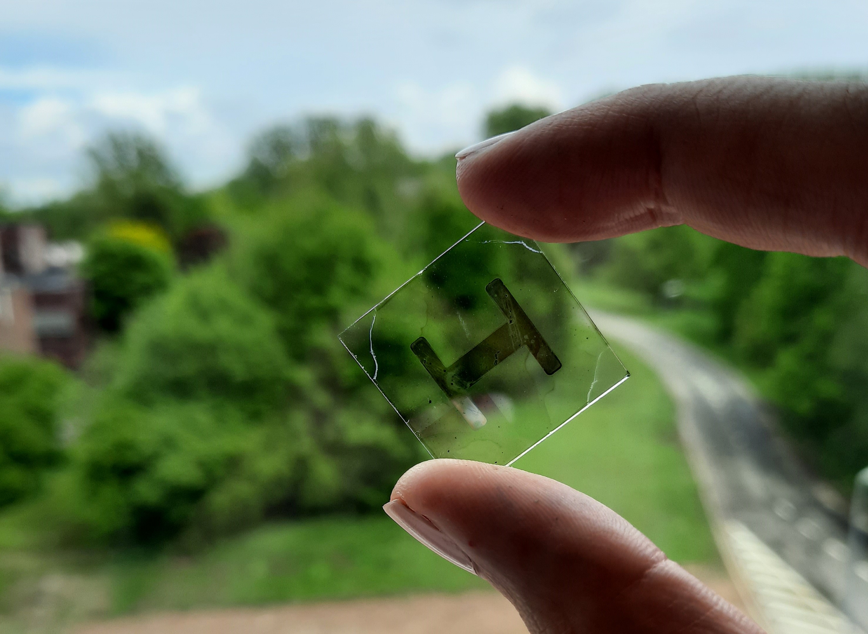 Transparent organic solar cells- UHasselt